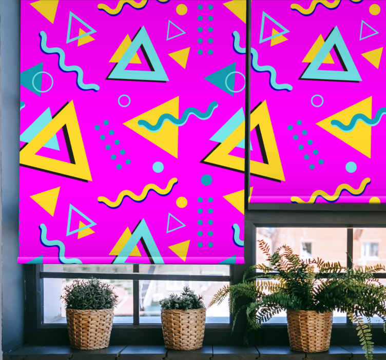Retro triangles pattern retro roller blind