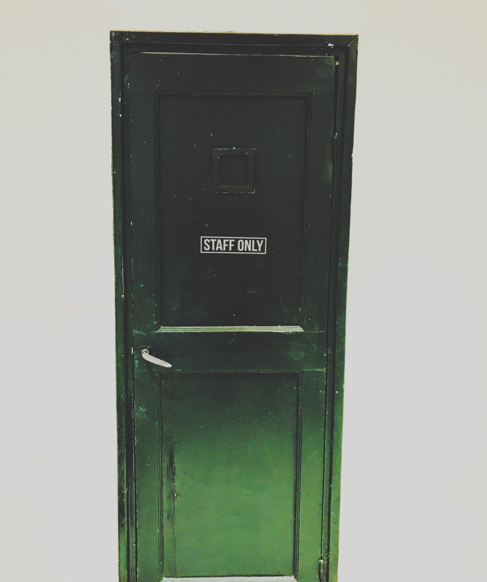 Staff Only Sign Sticker - TenStickers