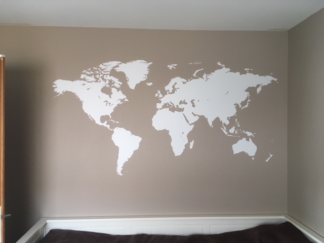 World map wall sticker - TenStickers