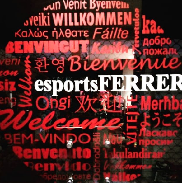 Staff Only Sign Sticker - TenStickers