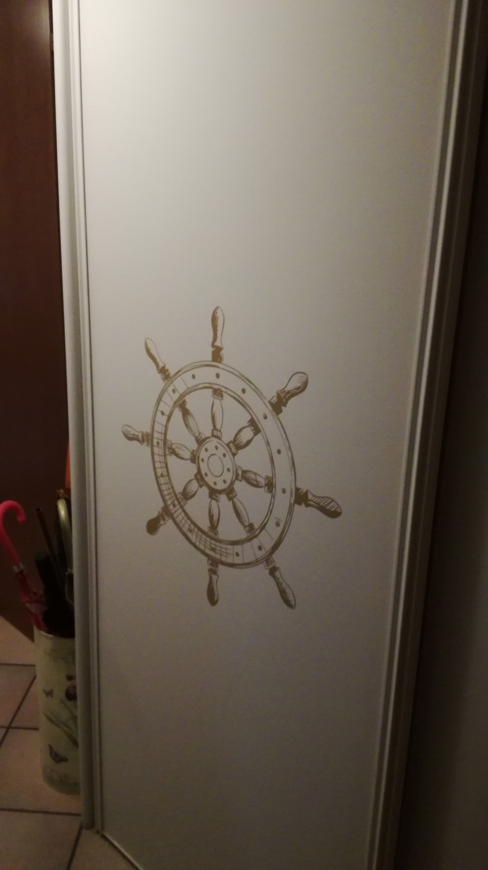 Ship Helm Illustration Sticker - TenStickers