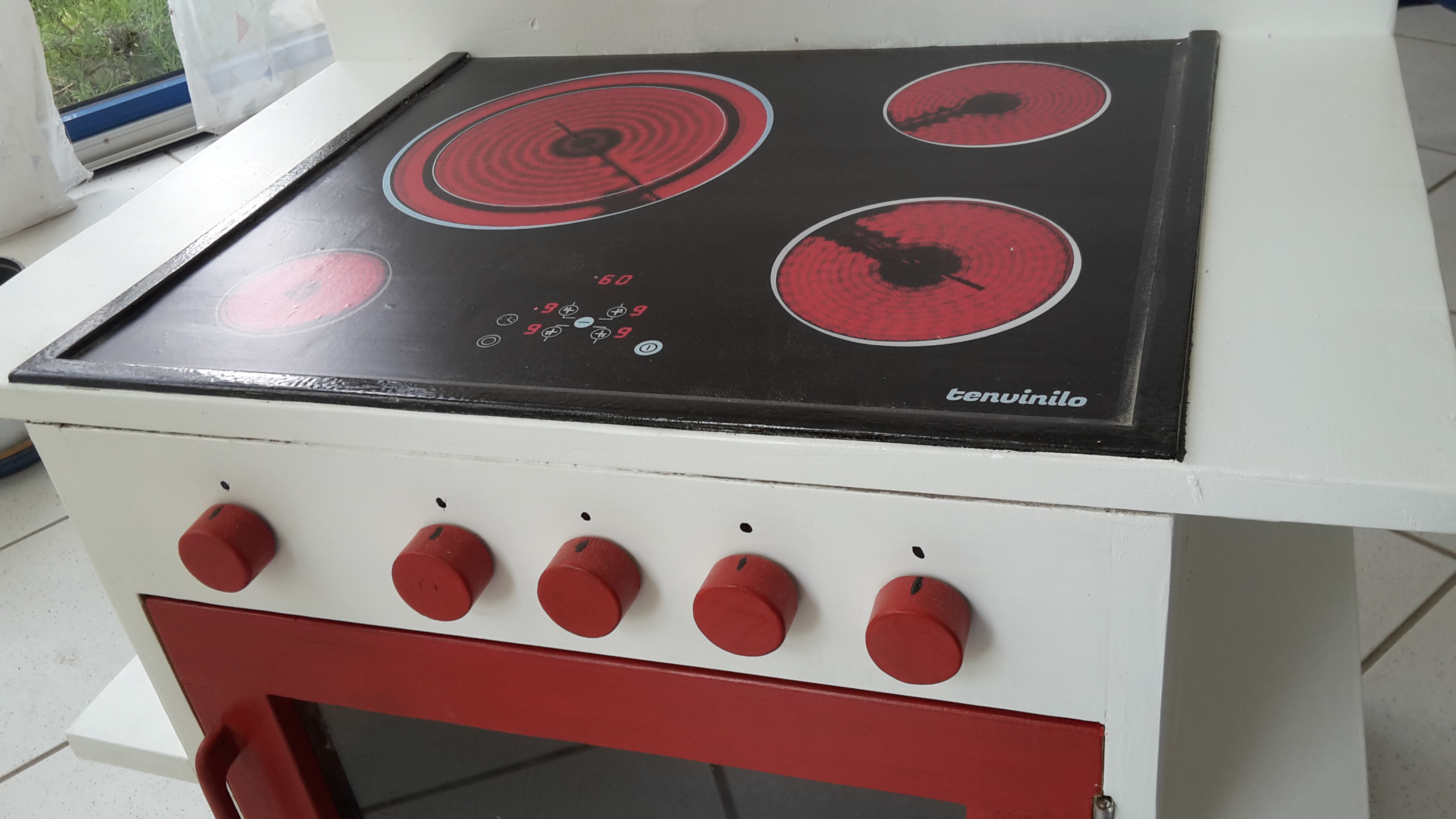 Electric Hot Hob Table Sticker - TenStickers