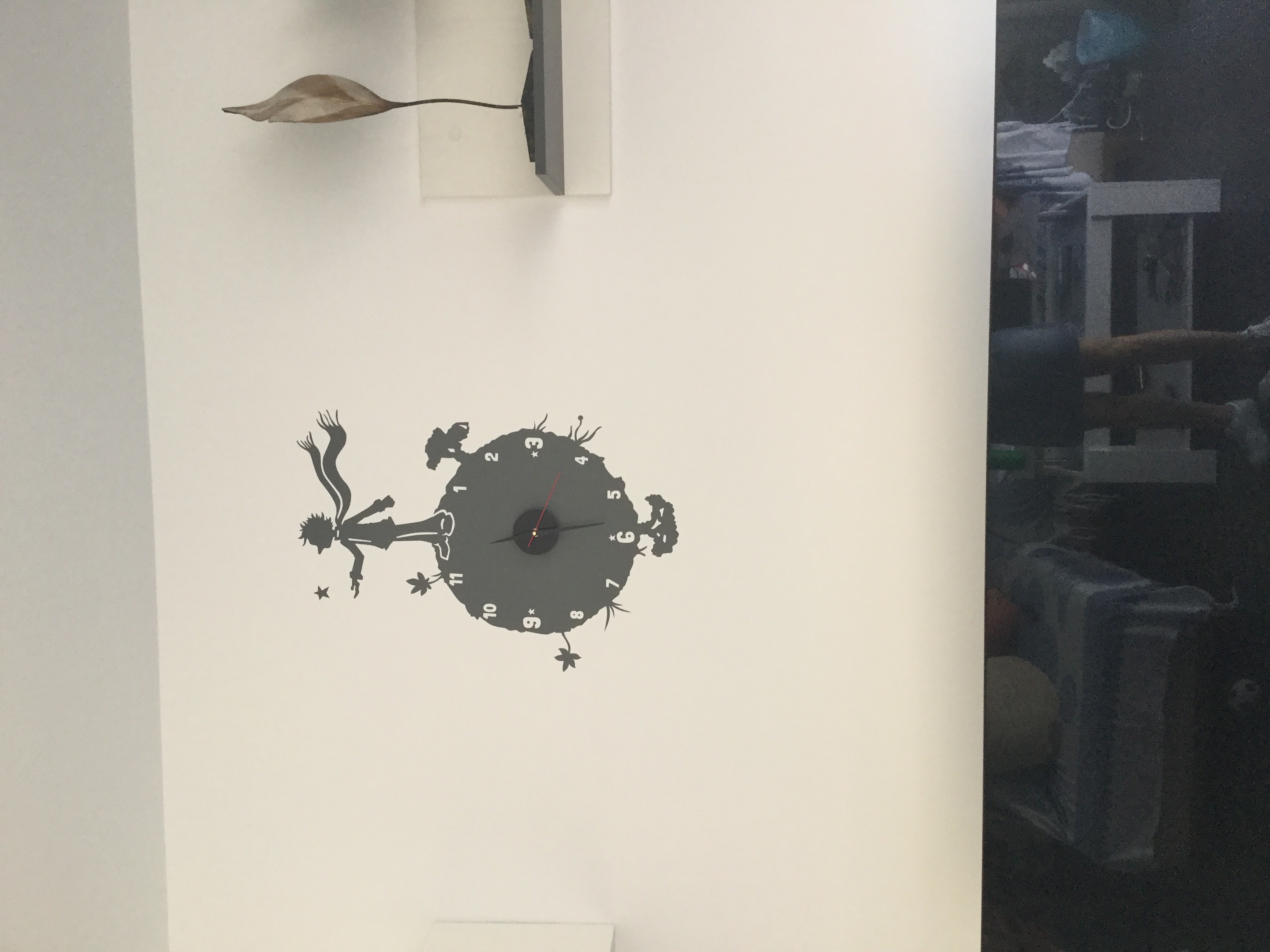 Little Prince silhouette sticker clock - TenStickers