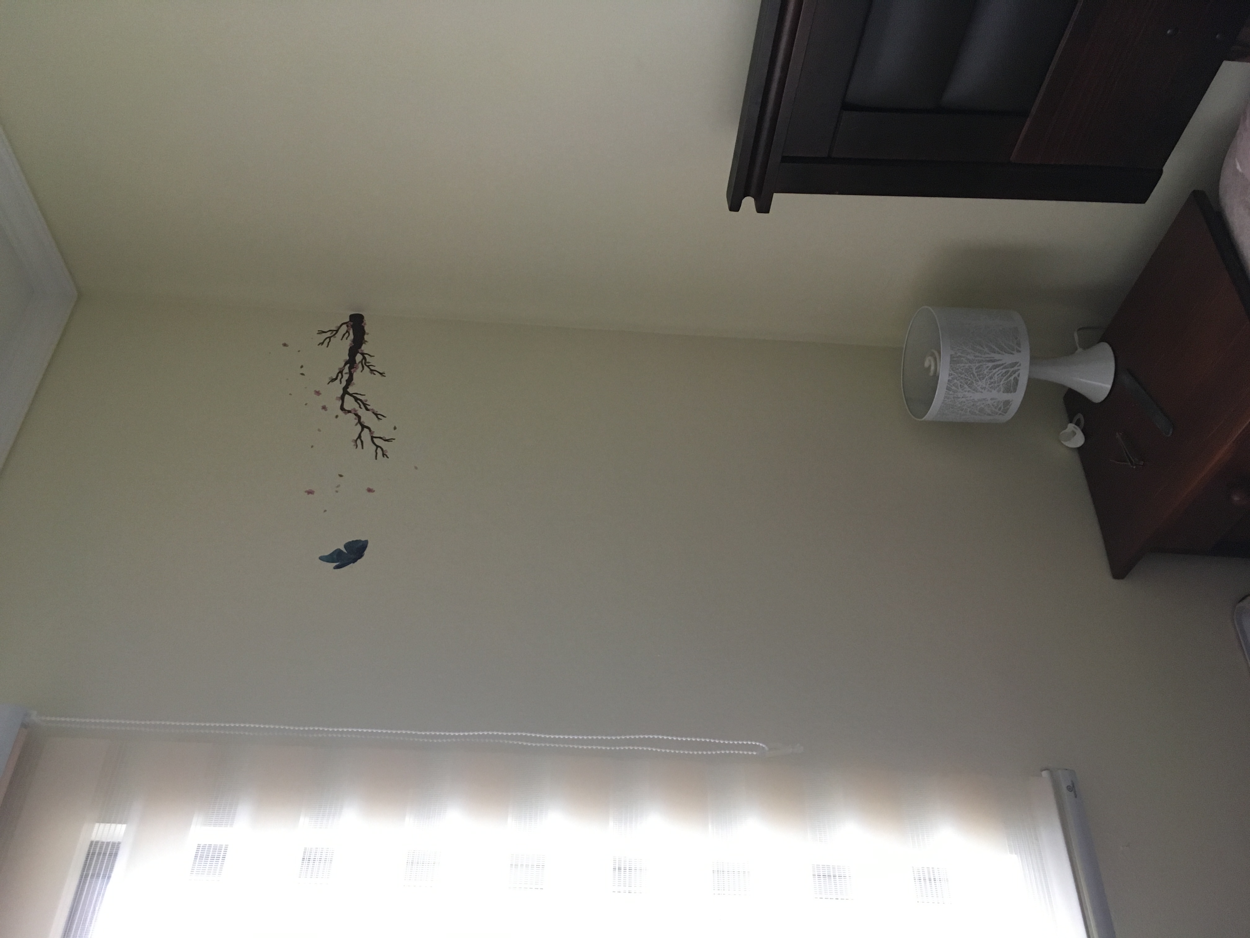 Red Petal Tree Wall Sticker - TenStickers