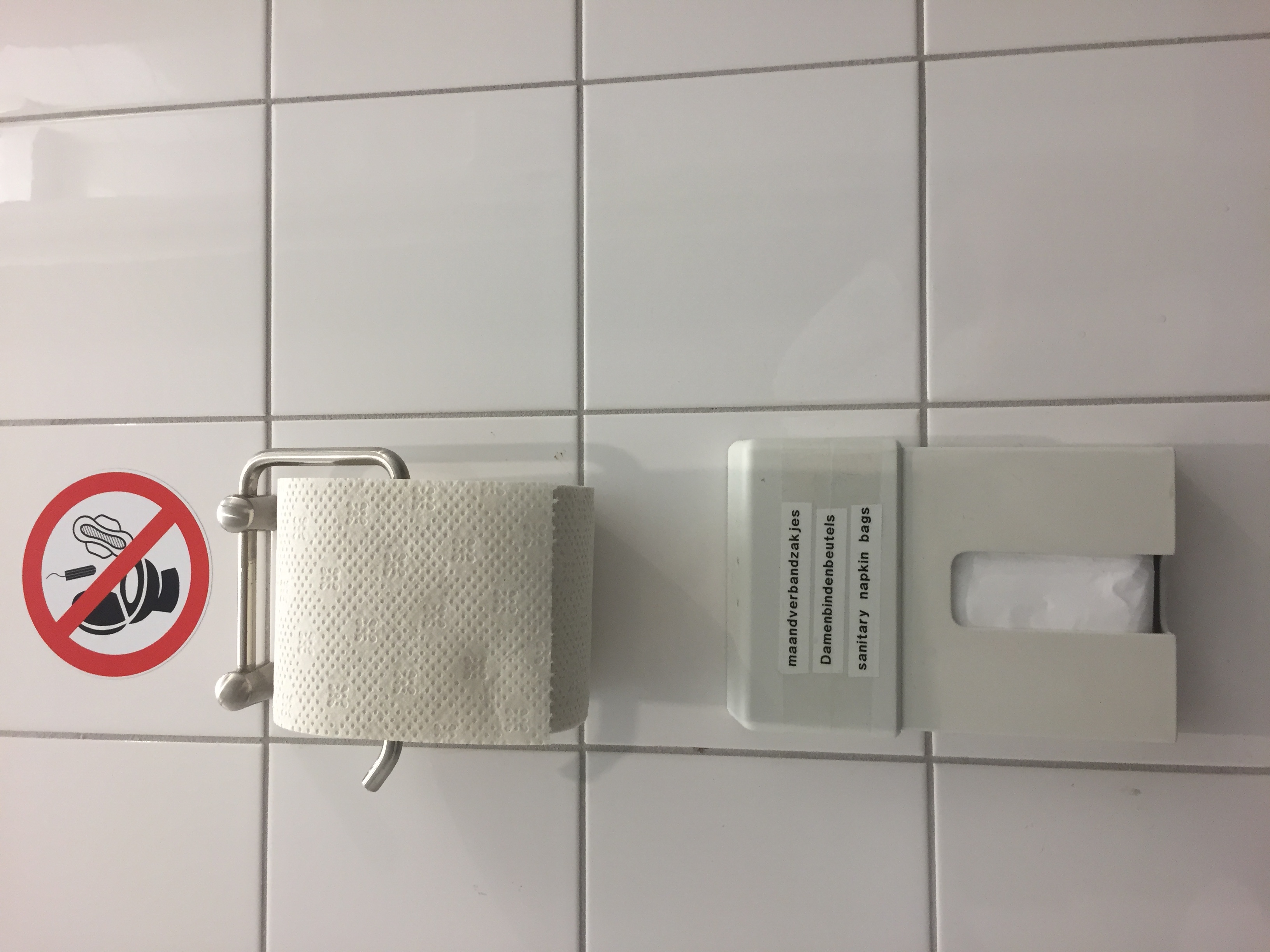 Correct Urination Sign Sticker - TenStickers