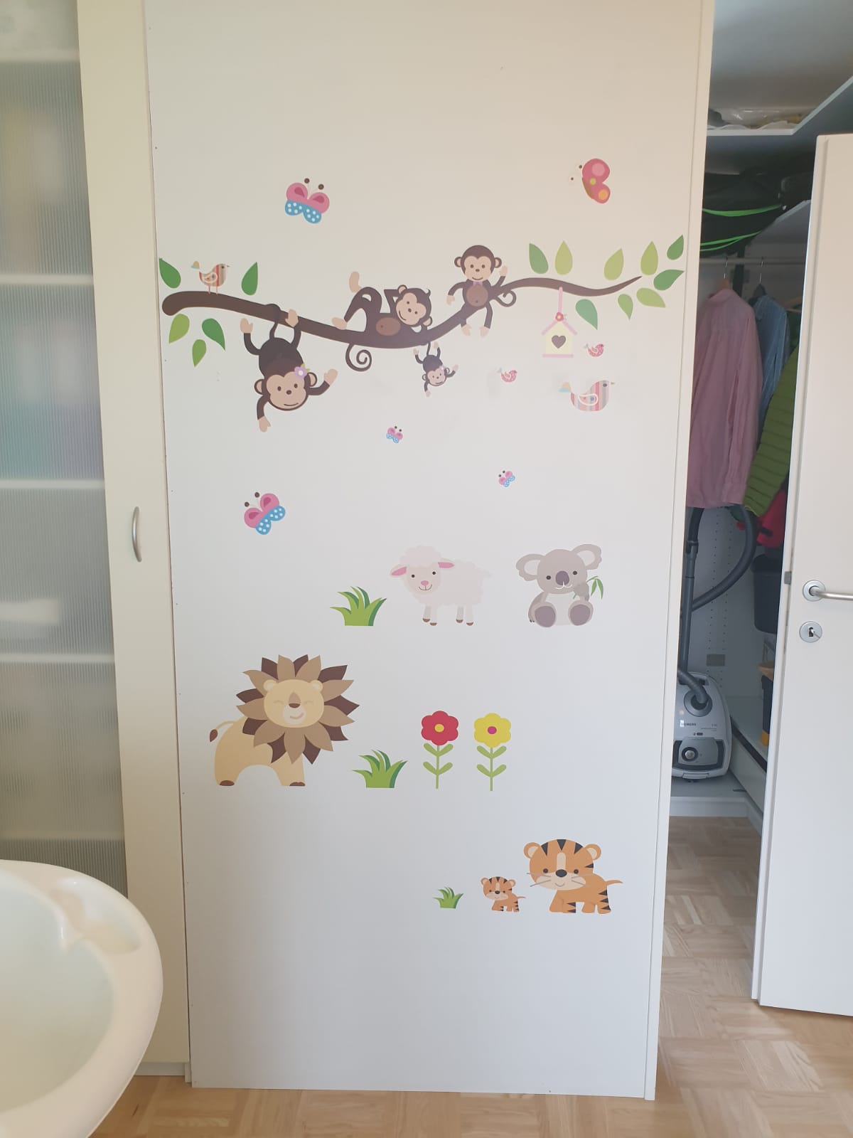 Kids Wild Animal Sticker Pack - TenStickers