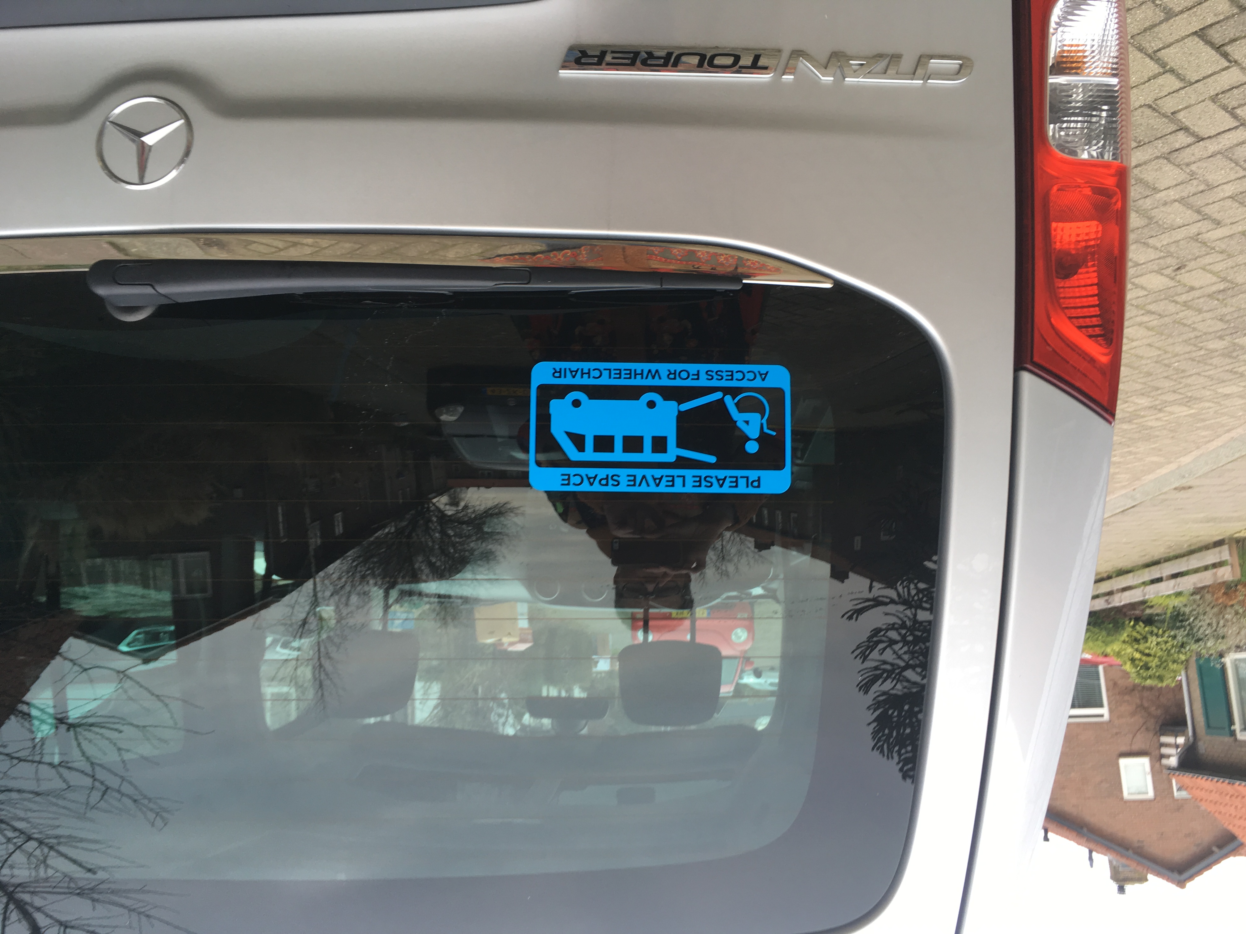 Wheelchair Access Vehicle Sticker - TenStickers