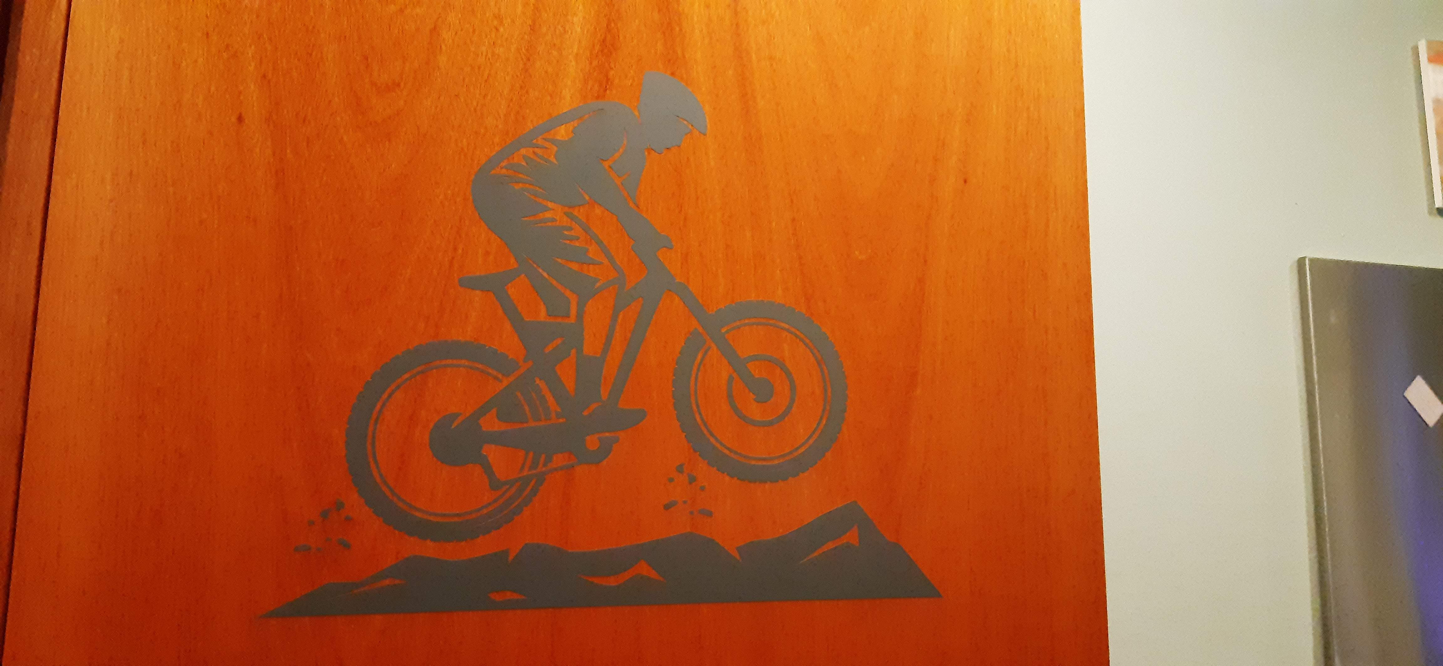 Sticker mural VTT monochrome - TenStickers