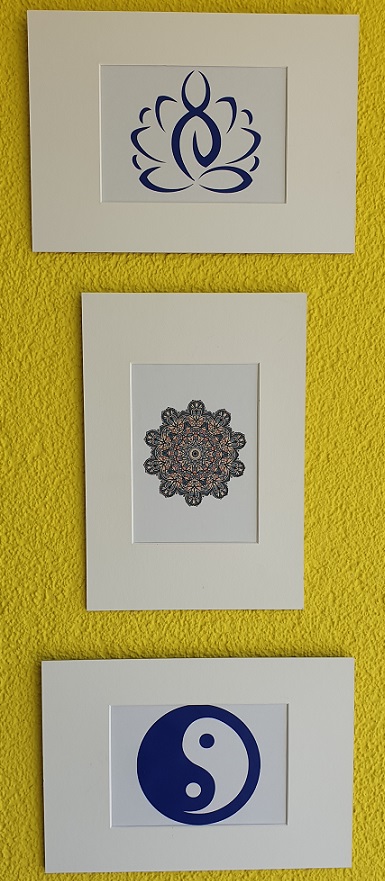 Yoga iconography wall decal - TenStickers