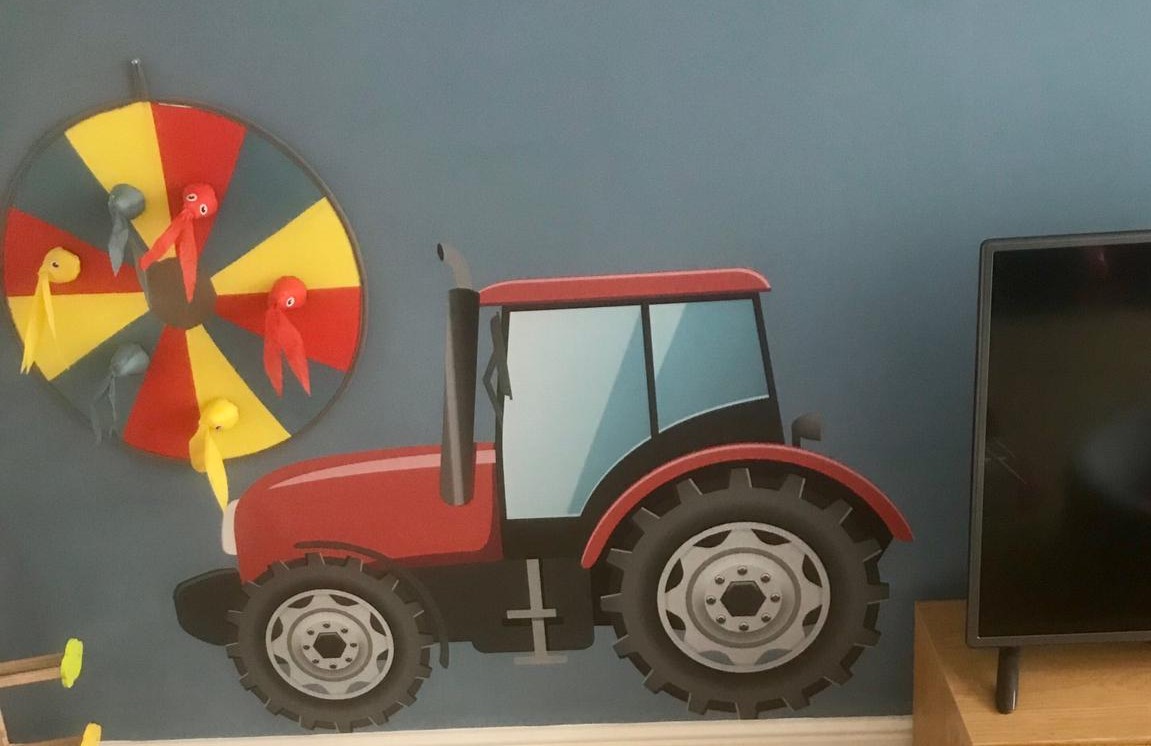 Wallstickers til børn Rød traktor vægklistermærke - TenStickers