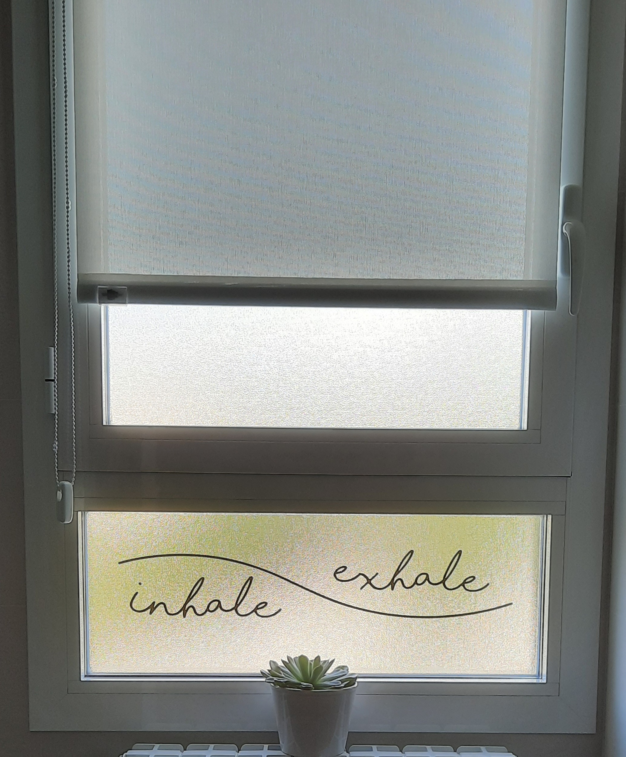 Simplified world map wall wticker - TenStickers