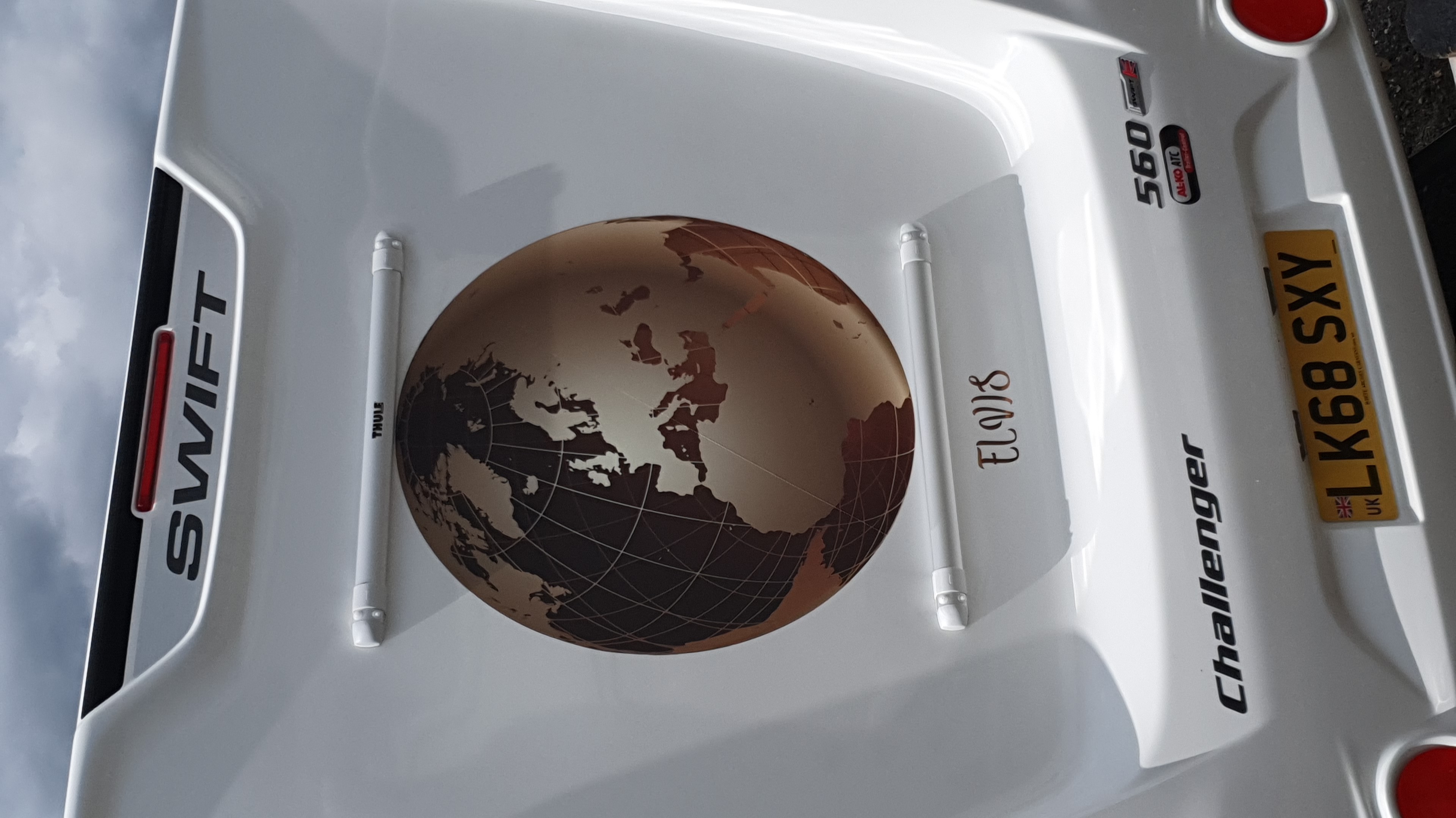 Sticker gouden wereldbol Europa - TenStickers