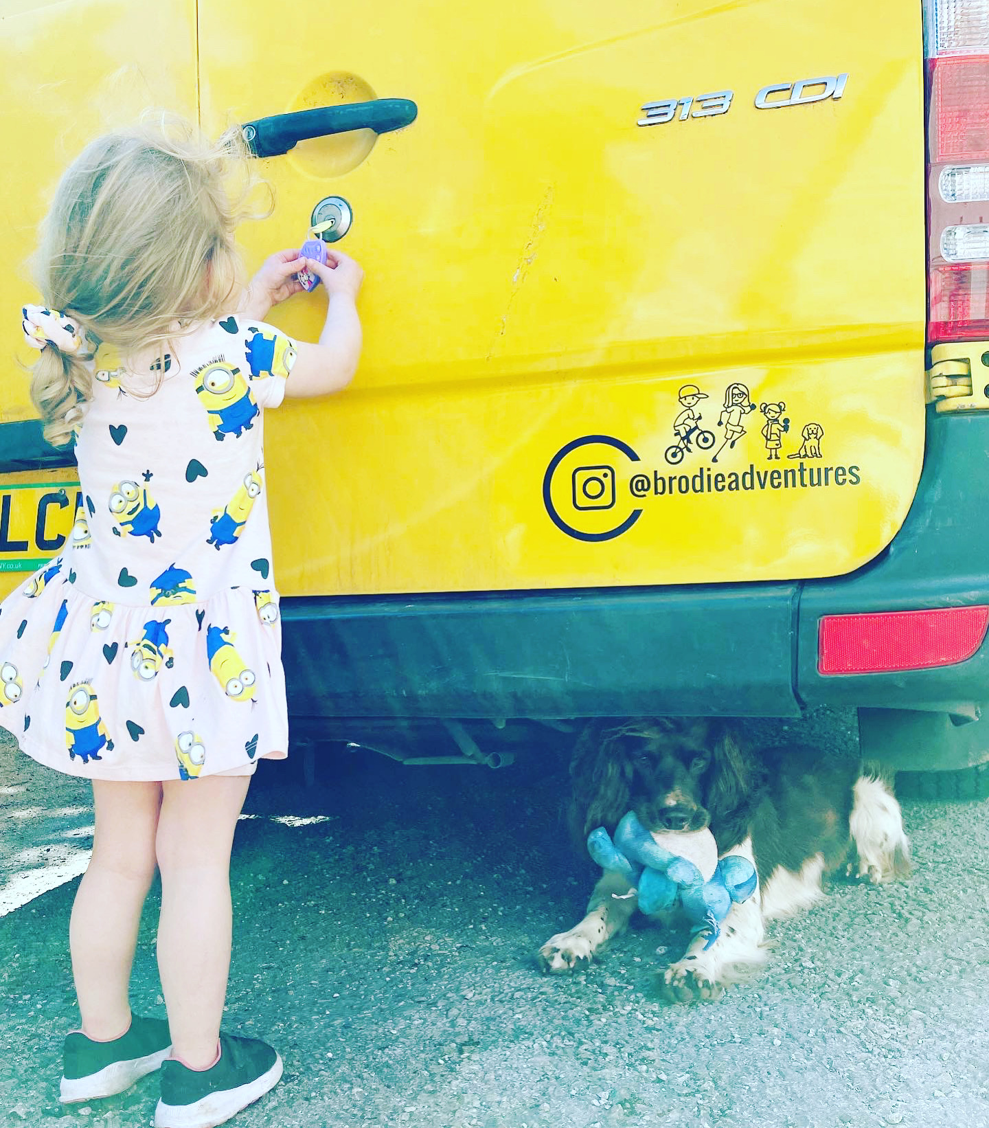 Personalised Instagram window sticker - TenStickers