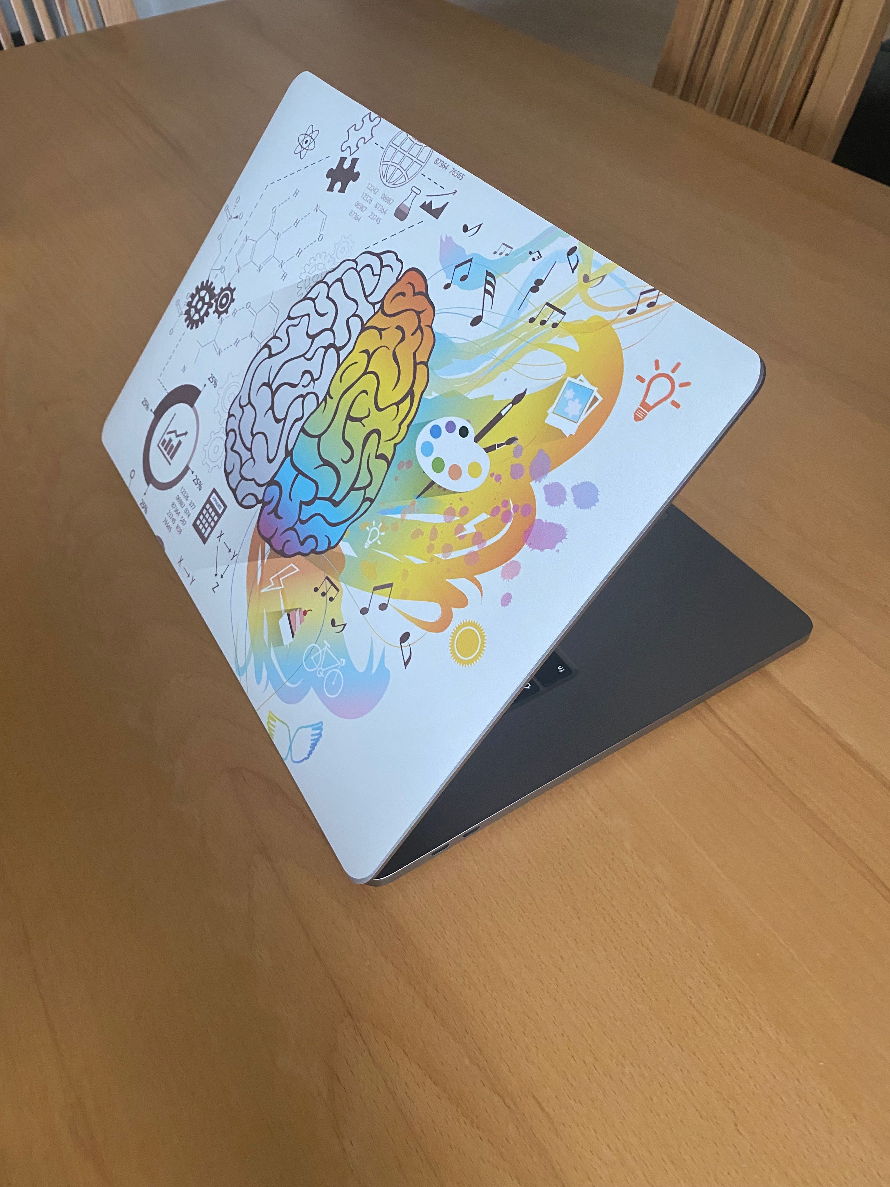 Sticker PC Cerveau artistique et racional - TenStickers