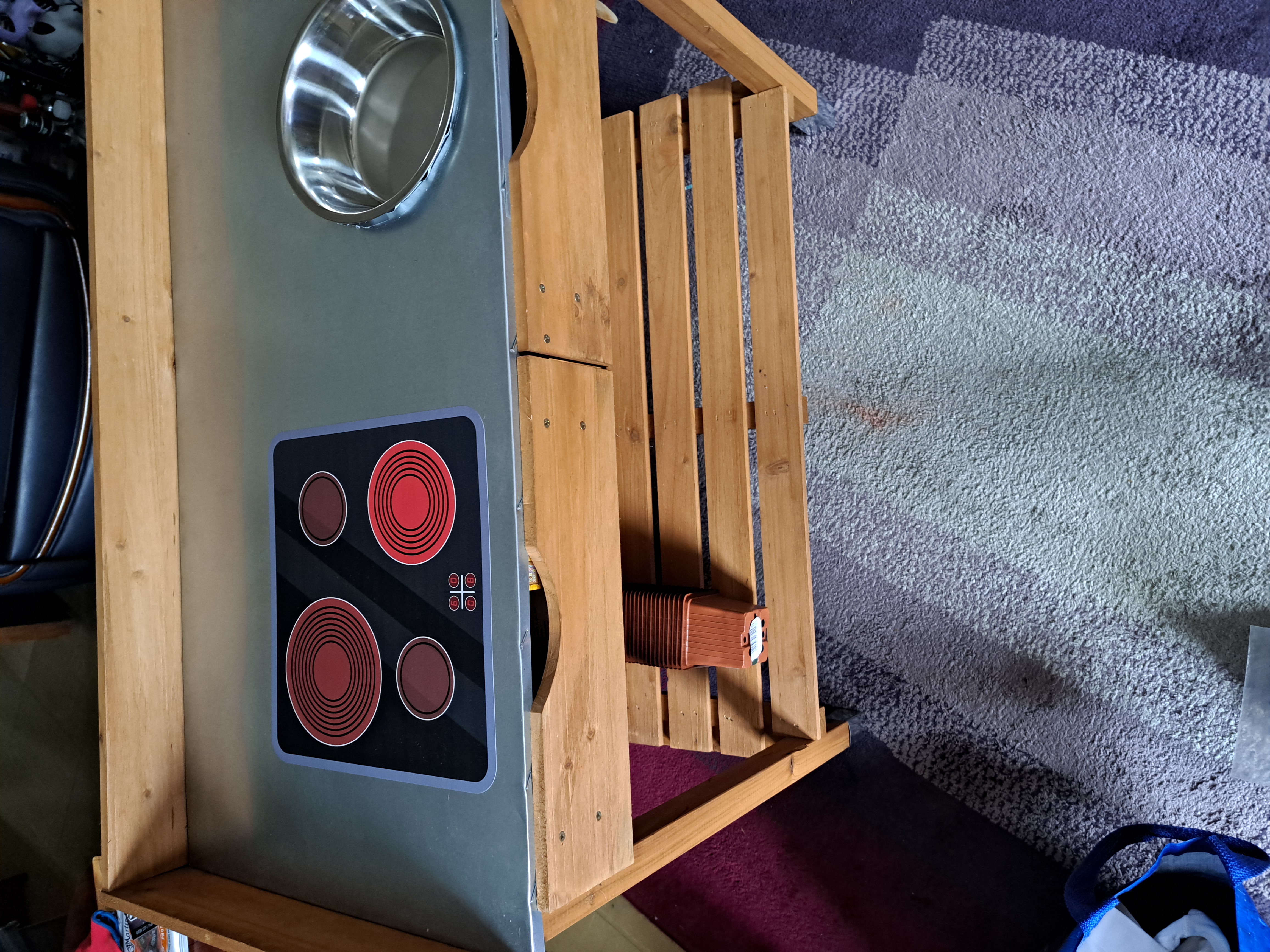 Electric hob vinyl kids sticker - TenStickers