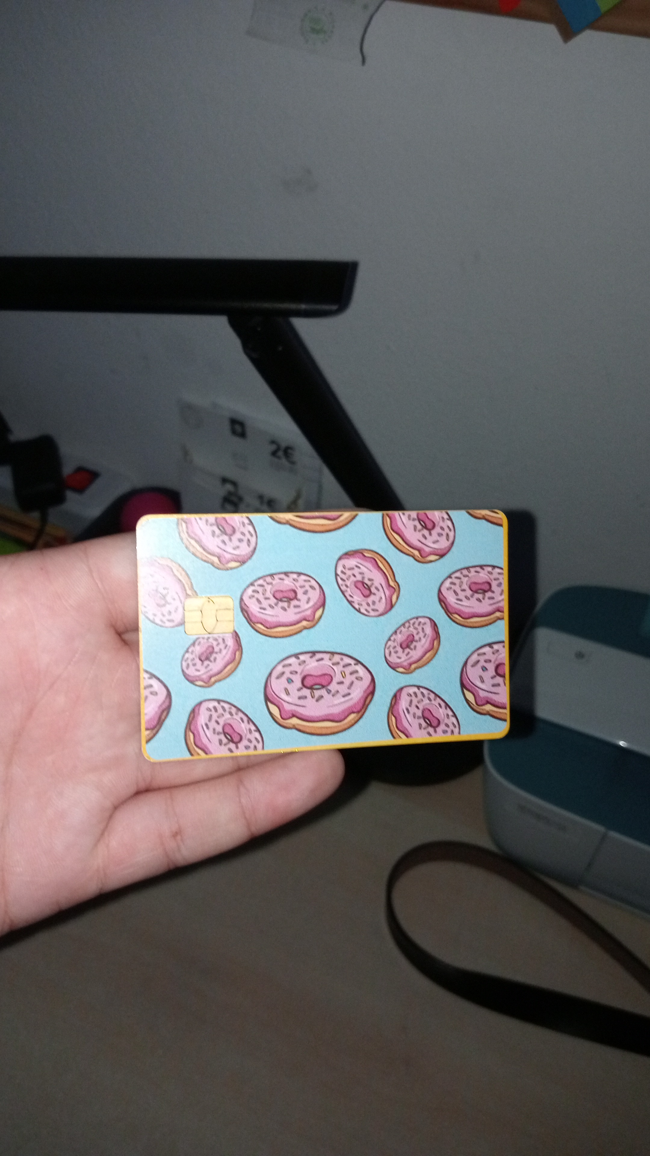 Funny illustrated peeping cat credit card sticker - TenStickers