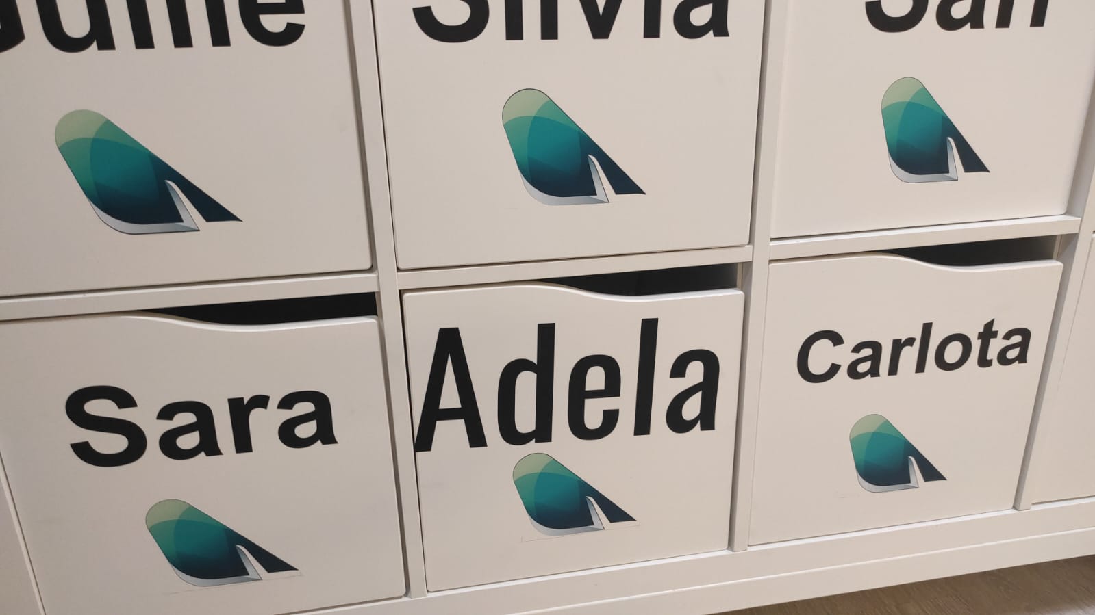 Autocollant mural avion passagers - TenStickers