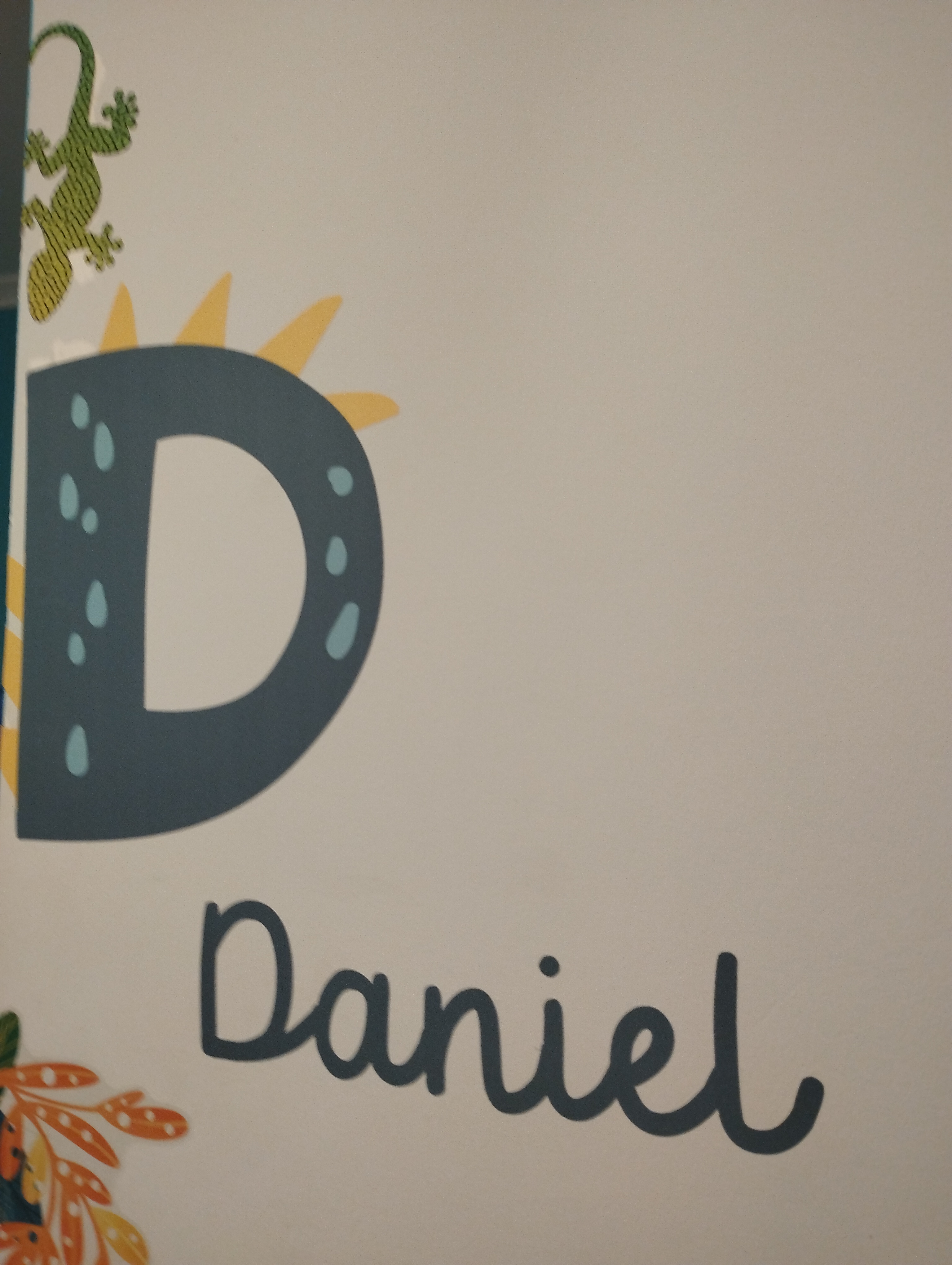 Hulk smash Home Wall Sticker - TenStickers
