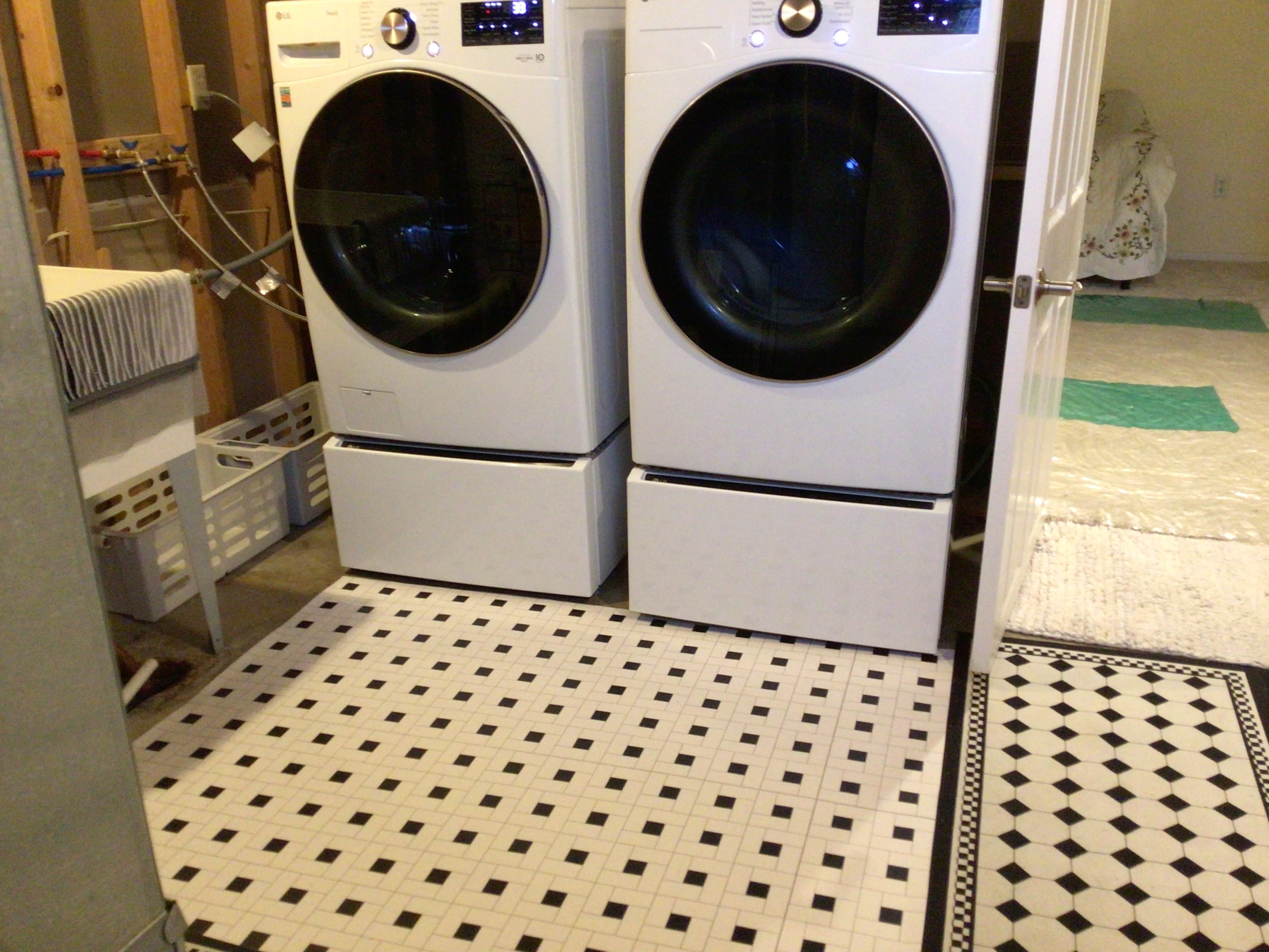 Small squares tile kitchen vinyl rug - TenStickers