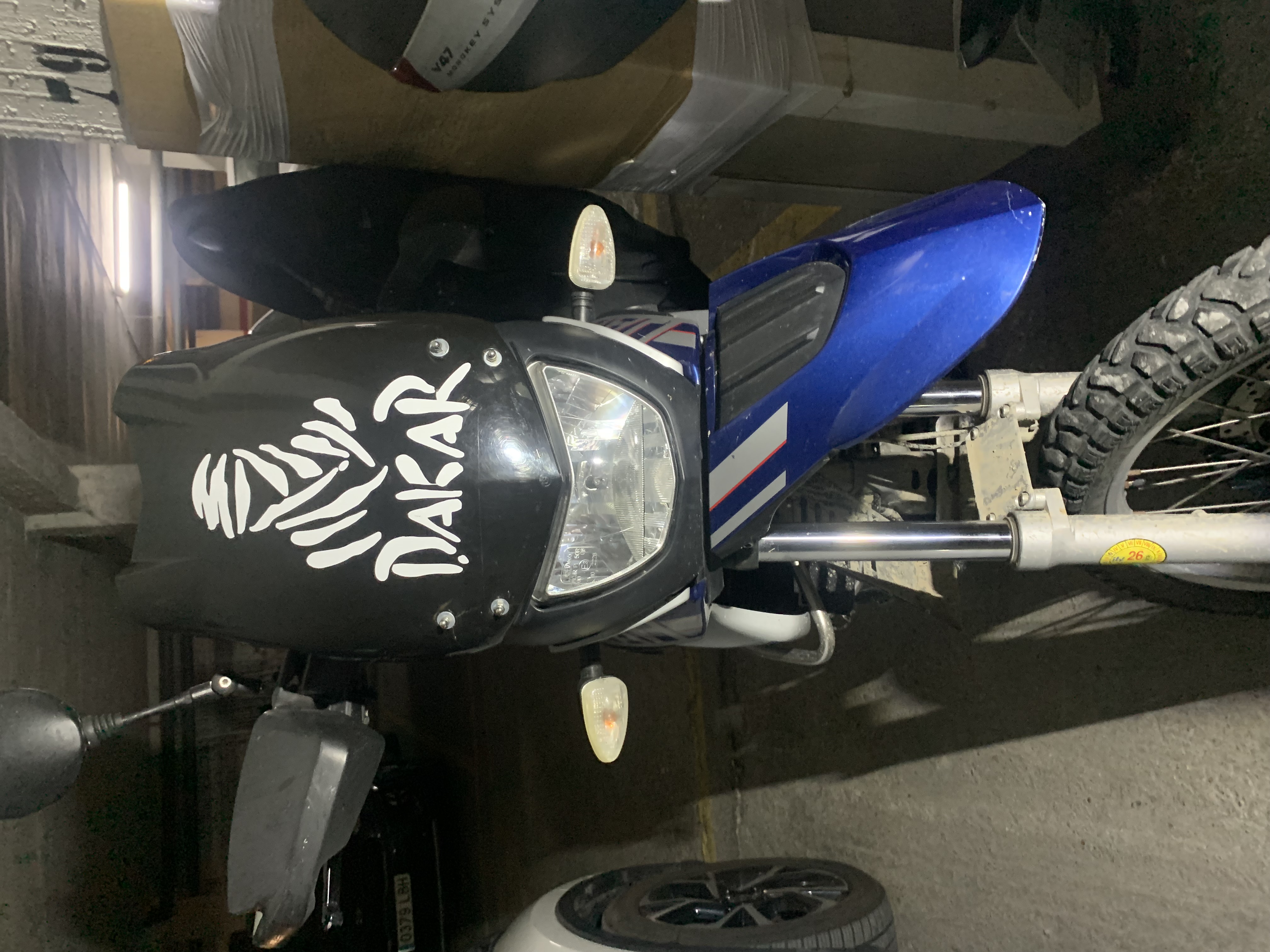 Vinilo coche logo Dakar - TenVinilo