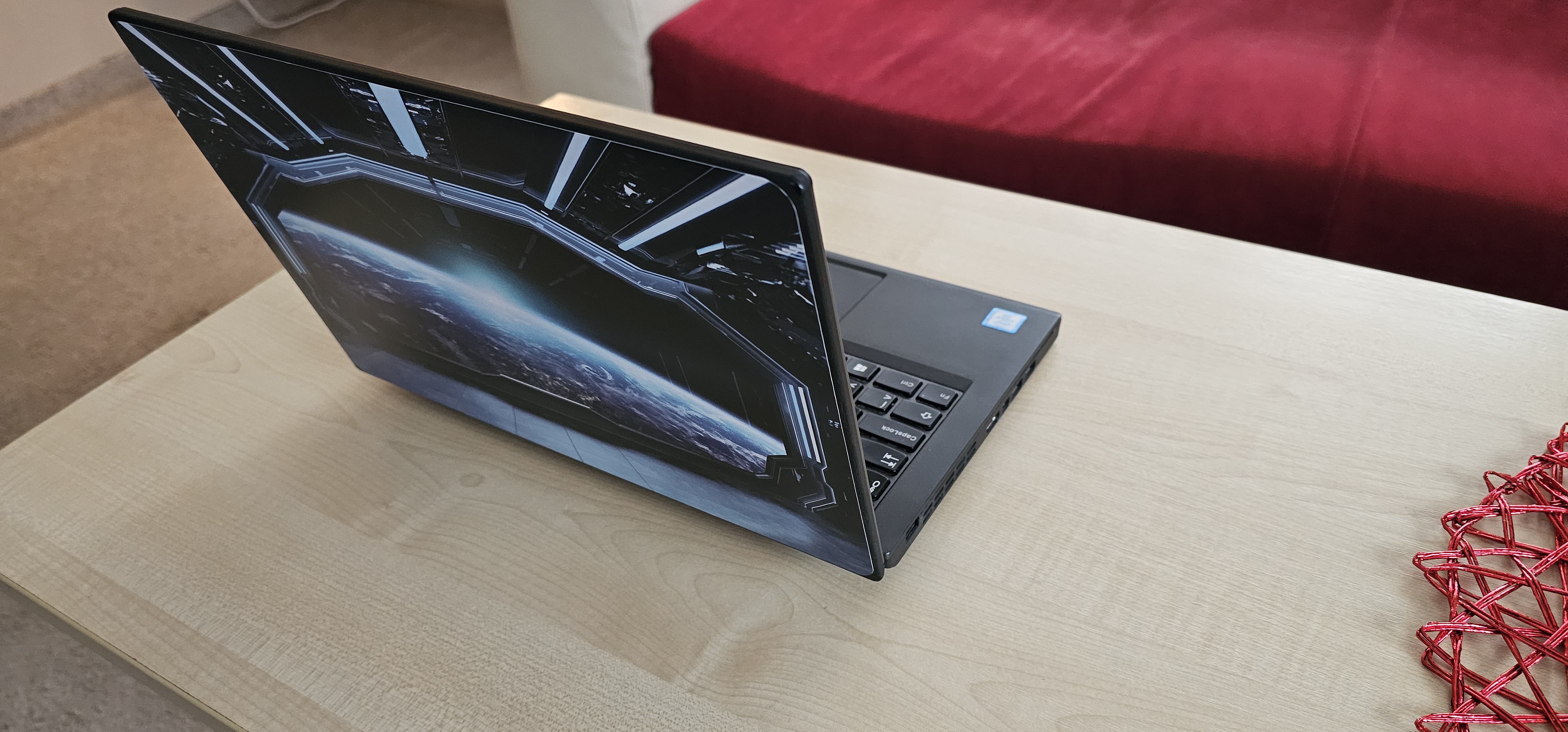 Ufo bærbar hud - TenStickers