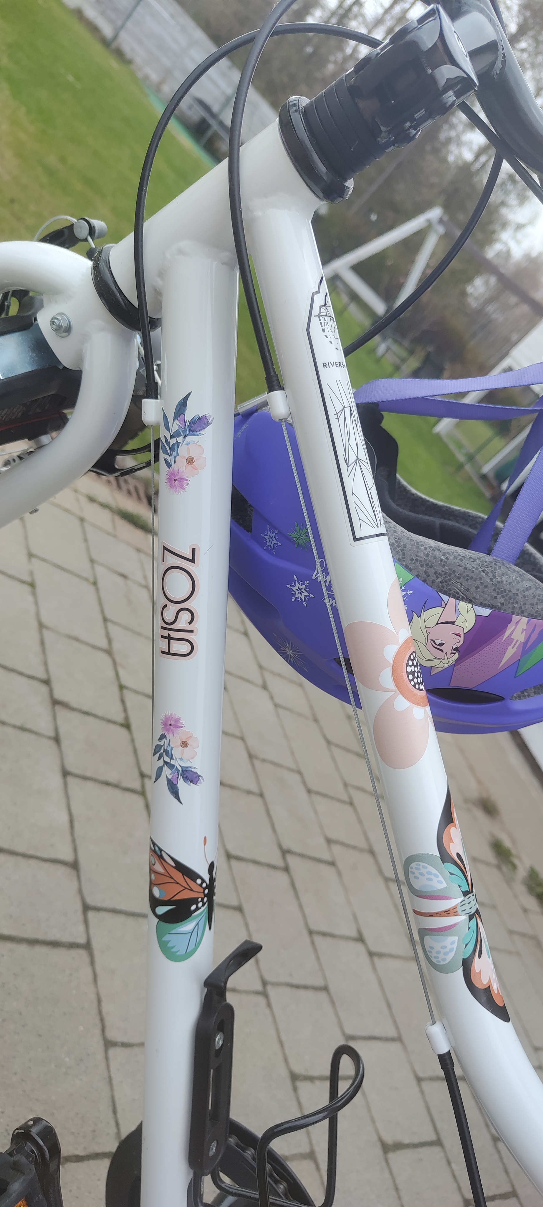 Fiets sticker vlinders en bloemen - TenStickers