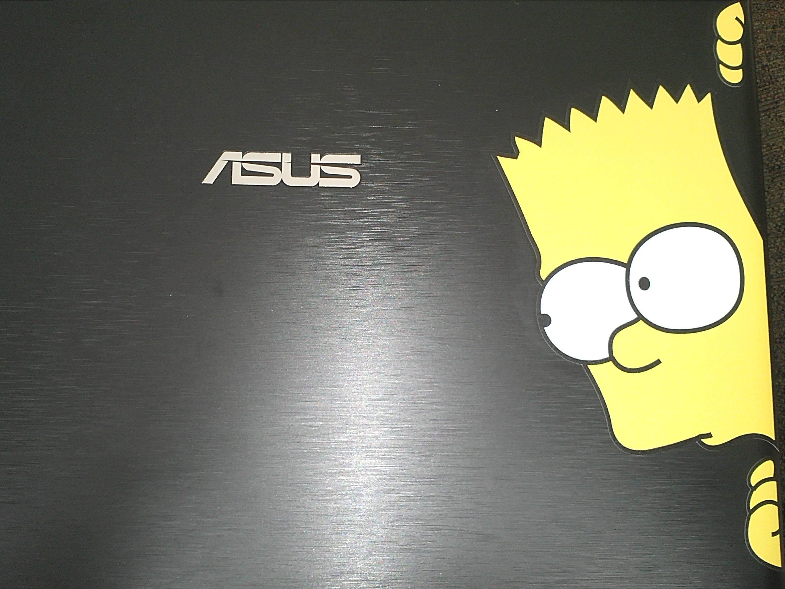 Sticker PC portable Pacman - TenStickers