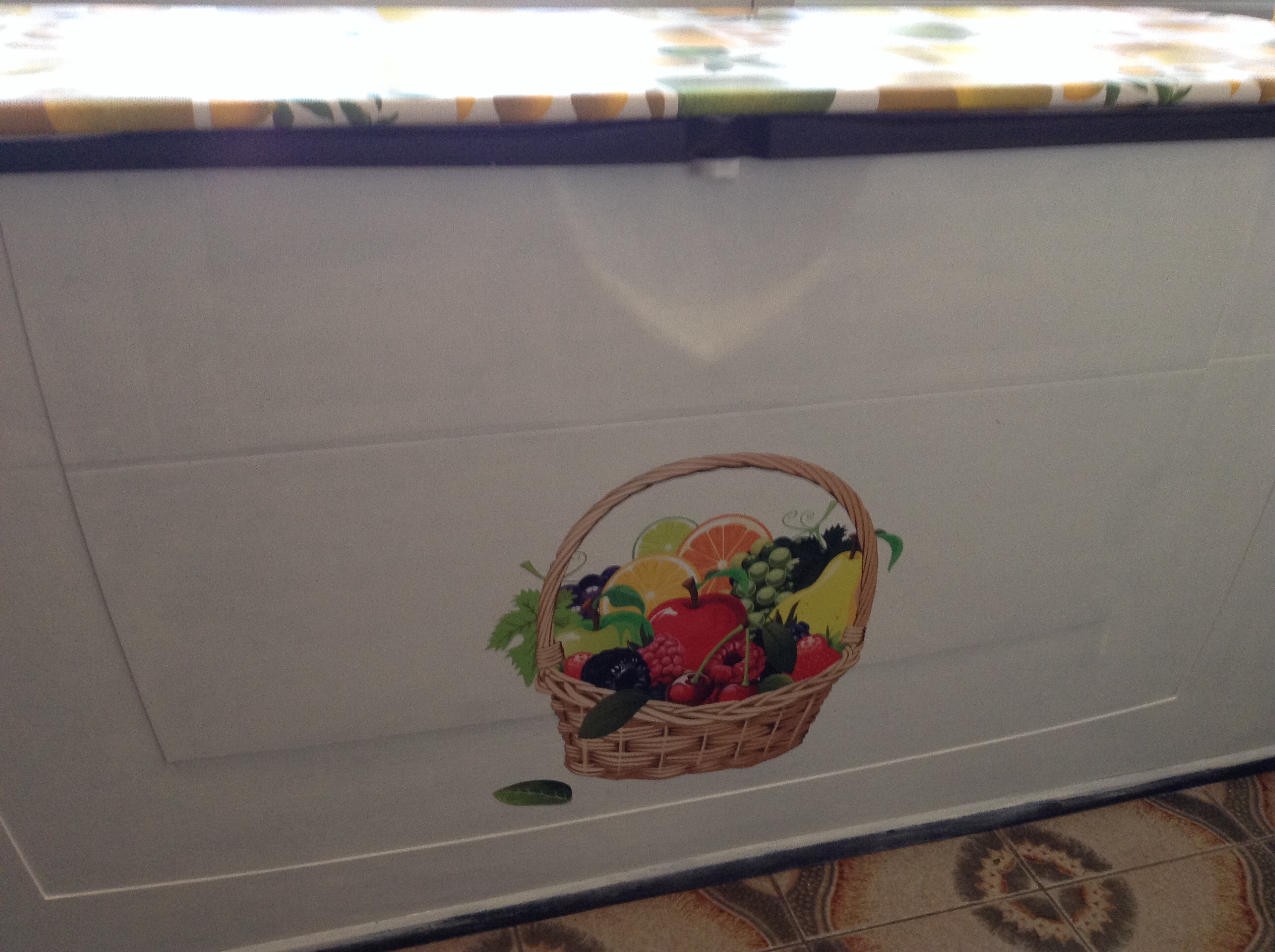 Kitchen wall sticker fruit basket - TenStickers