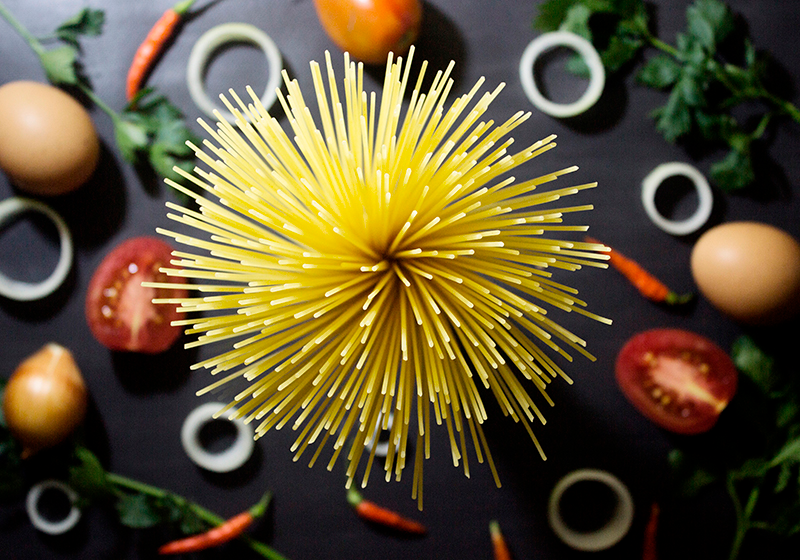 Spaghetti kitchen wall mural - TenStickers